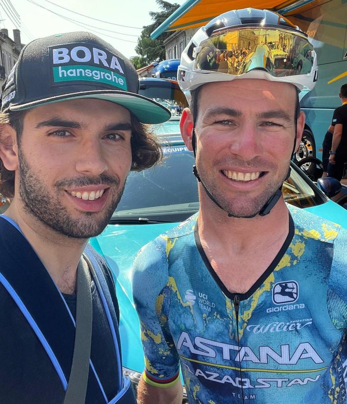 Pierre-Nicolas Marques et son idole Mark Cavendish Tour de France 2023 | Jugeote